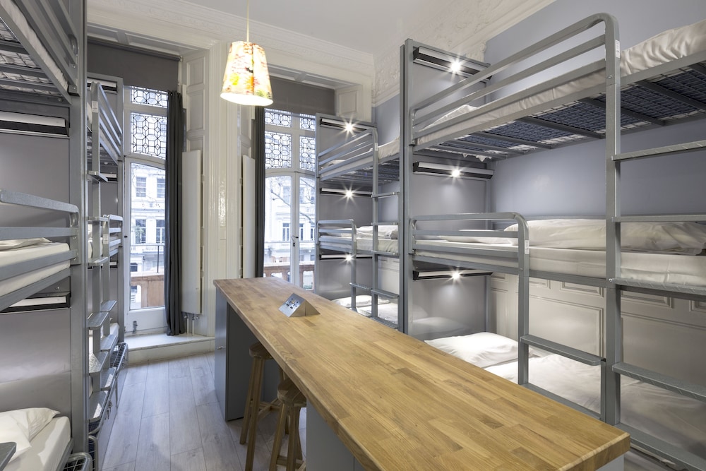 Travelstart | Astor Hyde Park Hostel Adults Only
